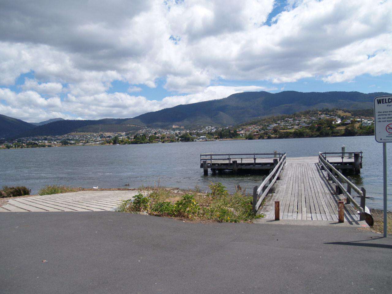 Old Beach jetty refurbishment