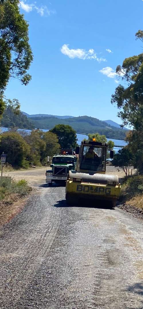 Four Springs road and carpark works